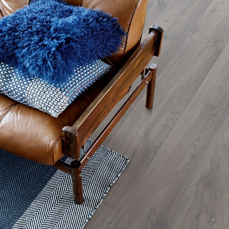 Pergo Urban Grey Oak 8mm, Visby | World of Tiles, Bathrooms and Wood ...